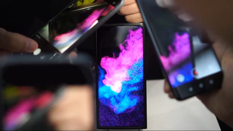 The Race To Eliminate The Notch To Create The First Truly All-Screen ...